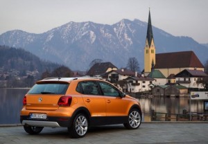 2015 VW CROSSPOLO