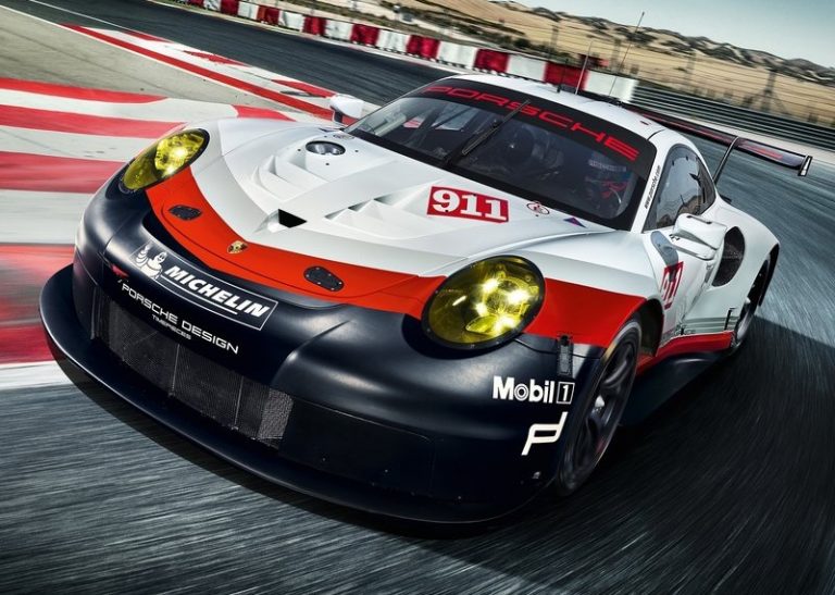 2017 PORSCHE 911 RSR