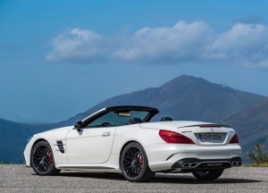2017 MERCEDES SL63 AMG
